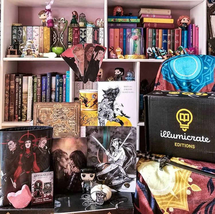 Blood & Blades: The Darkdawn Edition (Illumicrate Editions)